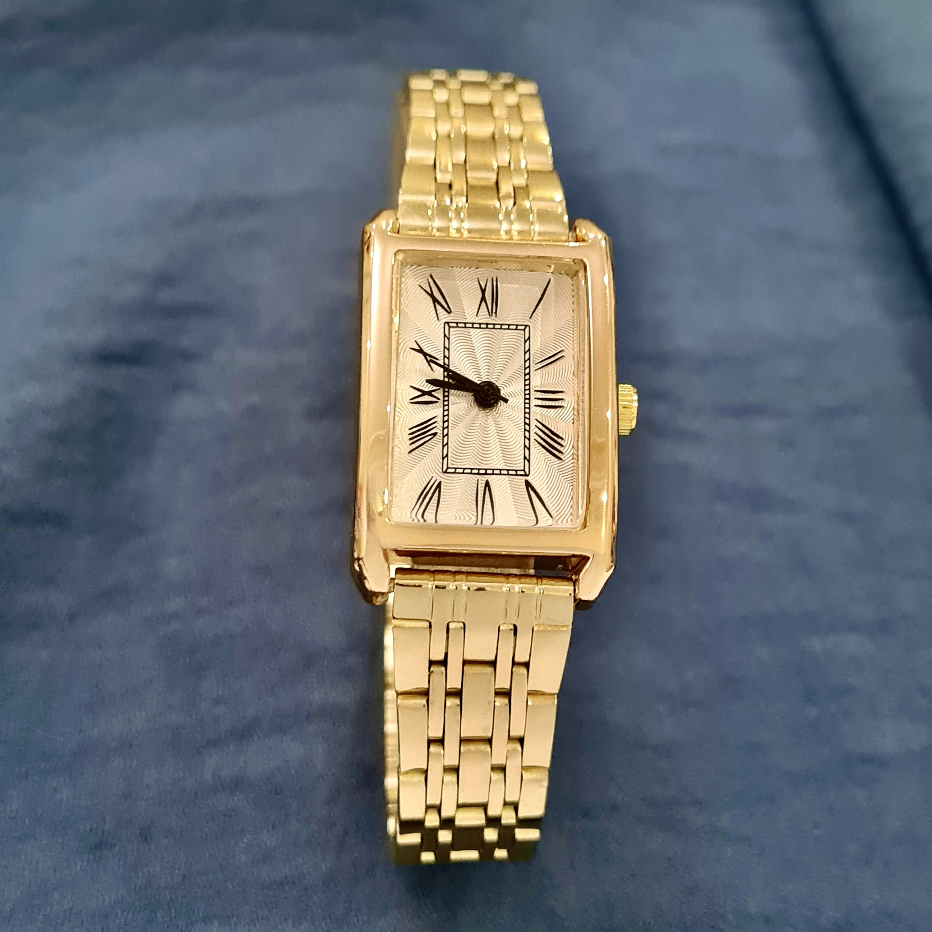 Woman Wrist Watch, Gold Colour Watch, Roman Numeral Dial, Rectangle ...