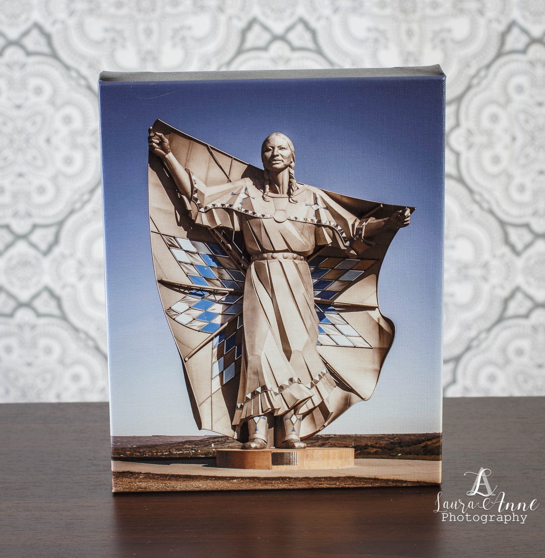 Dignity Statue-chamberlain, South Dakota8x10-gallery Wrap Canvassouth ...