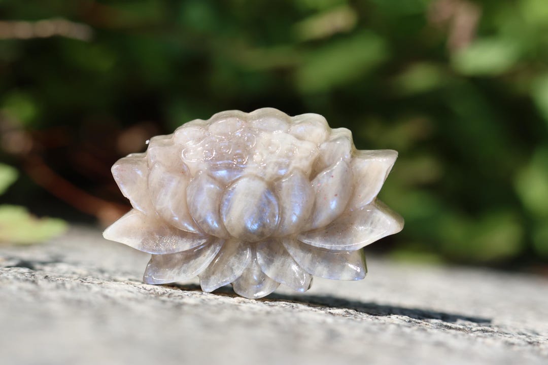 1.5" Natural Moonstone Lotus , Quartz Crystal Carved,crystal Heal Reiki ...