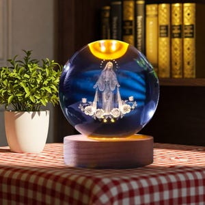 Virgin Mary Crystal Ball Lamp, 3D LED Engraved Night Light, Holy Mary ...