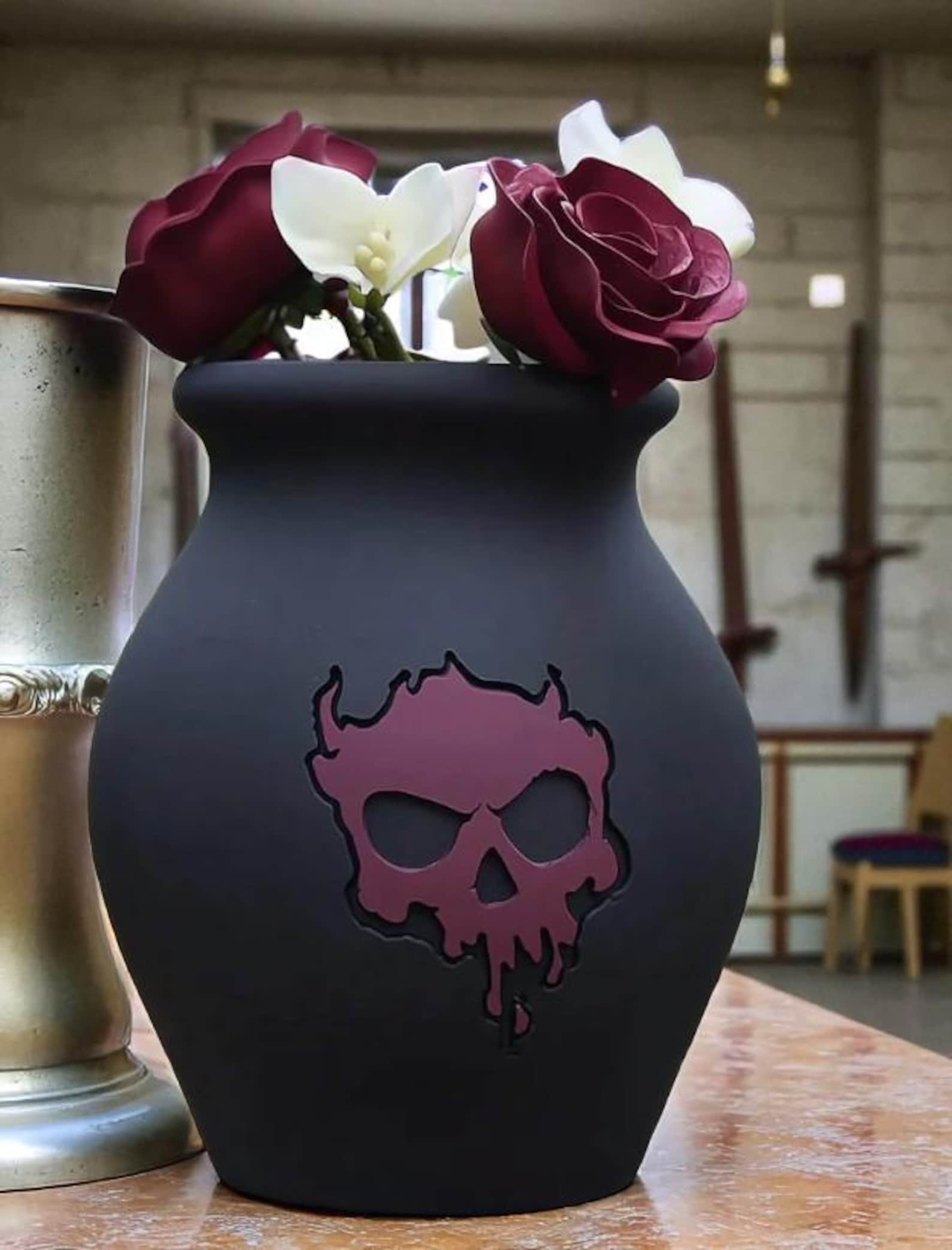 Dark Skull Flower Vase: Gothic Planter Pot, Creepy Home Decor - Etsy