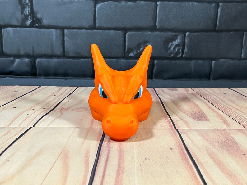 Charizard Gaming Controller Stand / Charizard Blue Eyes, Figura Pokemon ...