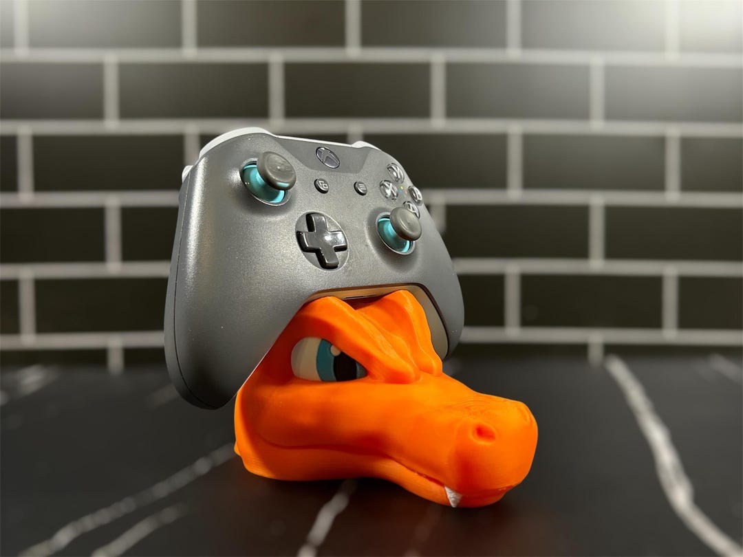 Charizard Gaming Controller Stand / Charizard Blue Eyes, Figura Pokemon ...