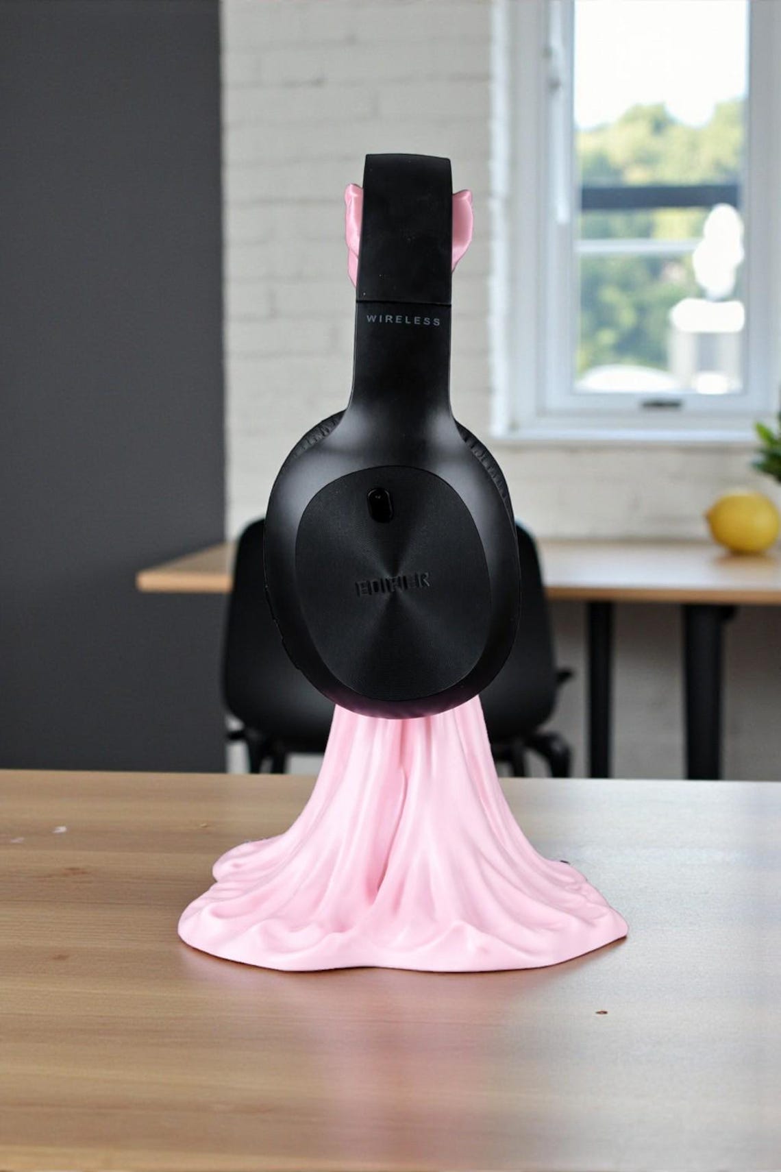 Sticky Gum Headphone Stand | Bubble Gum Design Headphone Holder | Fun ...