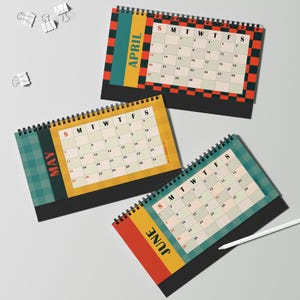Desk Calendar Colorful Stripes, 2025 Desktop Calendar for New Year's ...