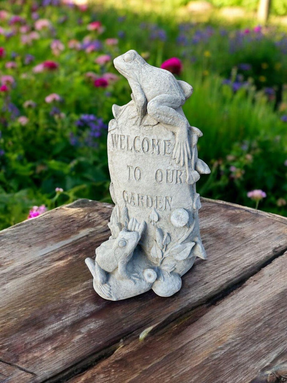 Frogs Welcome Sign Statue Concrete Toad Decoration Stone Sign Ornament ...