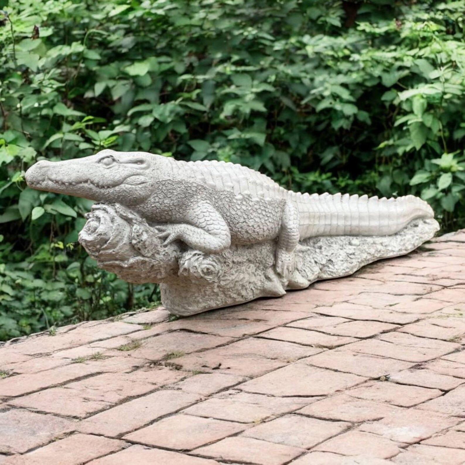 Concrete Alligator Sculpture Stone Animal Figure Alligator on Branch ...