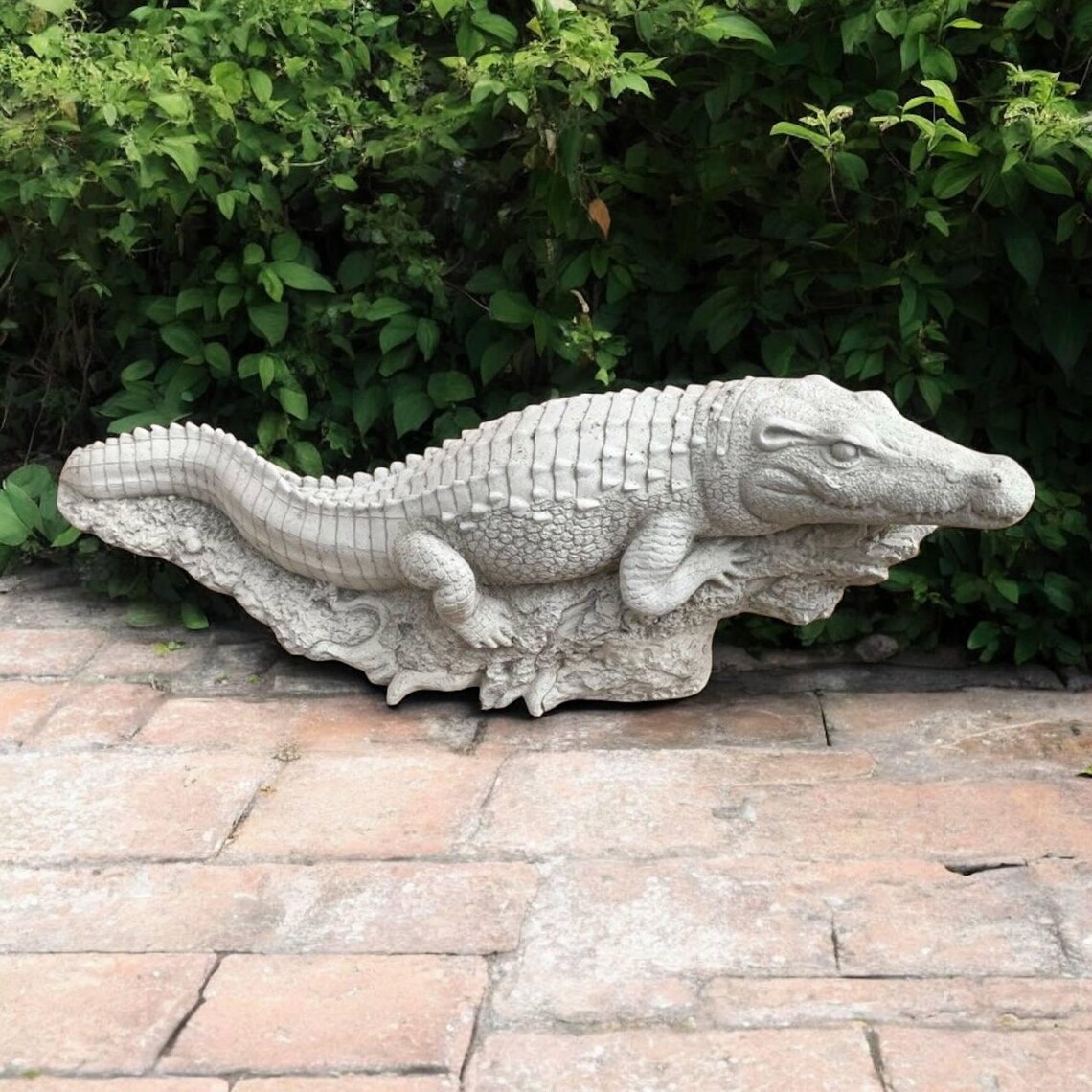 Concrete Alligator Sculpture Stone Animal Figure Alligator on Branch ...