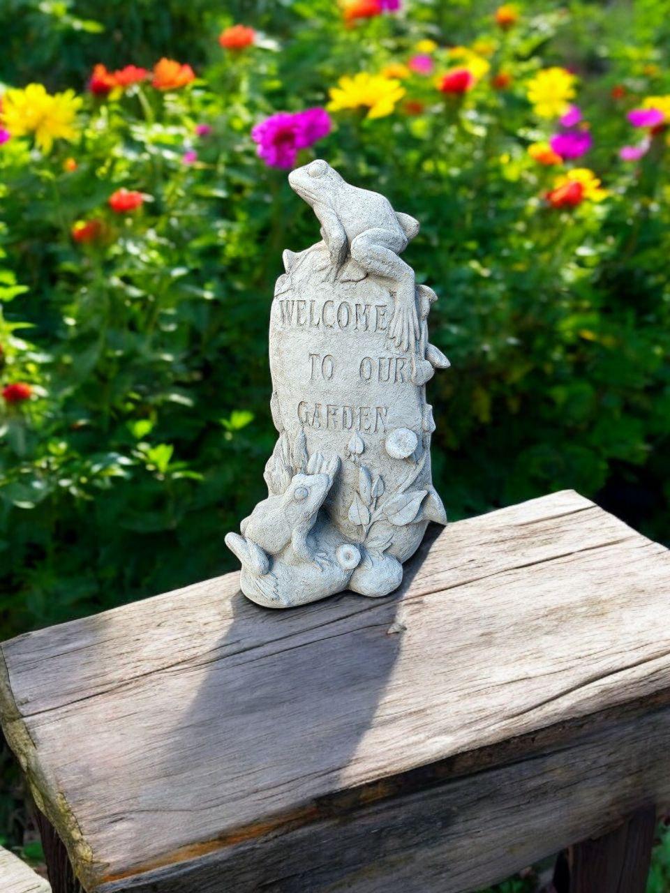 Frogs Welcome Sign Statue Concrete Toad Decoration Stone Sign Ornament ...