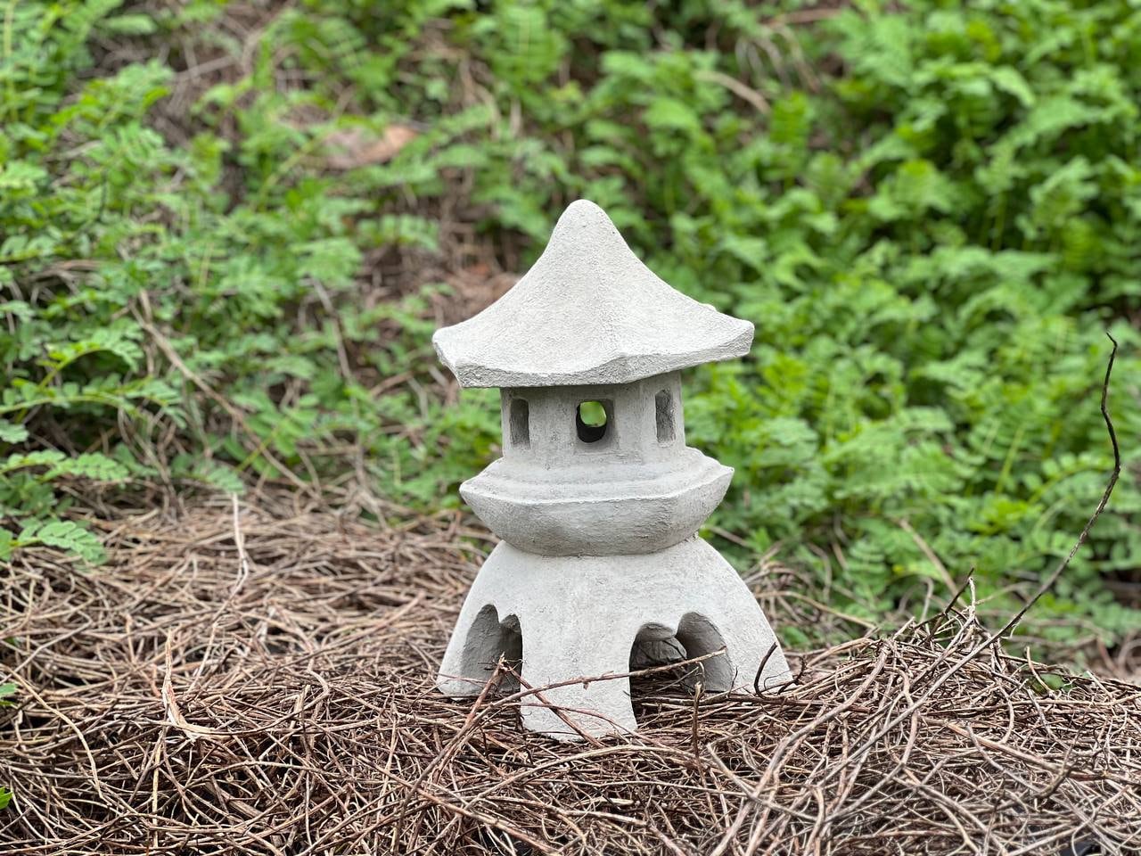 Concrete Asian Pagoda Statue Cement Japanese Lantern for Garden Zen ...