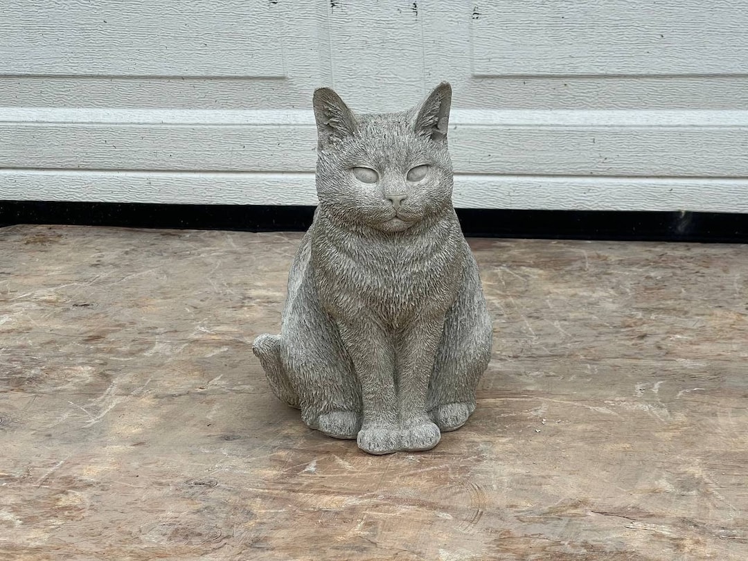 Sitting Cat Garden Statue Cat Figure Concrete Pet Memorial Figurine ...
