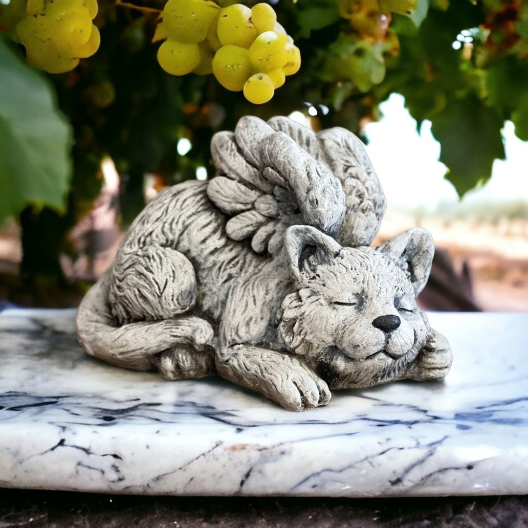 Laying Cat With Wings Figure Concrete Cat Angel Memorial for Backyard ...