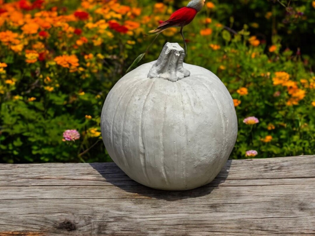 Halloween Pumpkin Figure Garden Cement Pumpkin Sculpture Yard Realistic ...