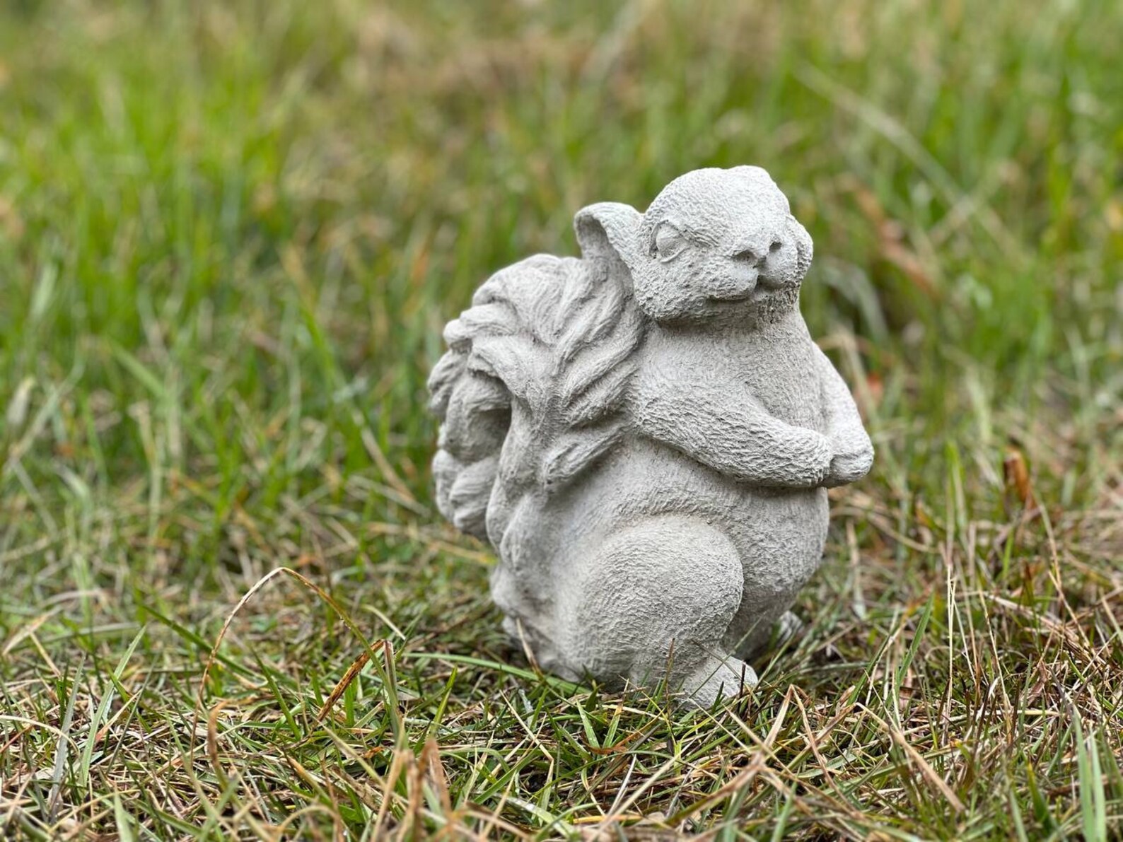 Concrete Squirrel Sculpture Lawn Squirrel Stone Statue Cement Animal ...