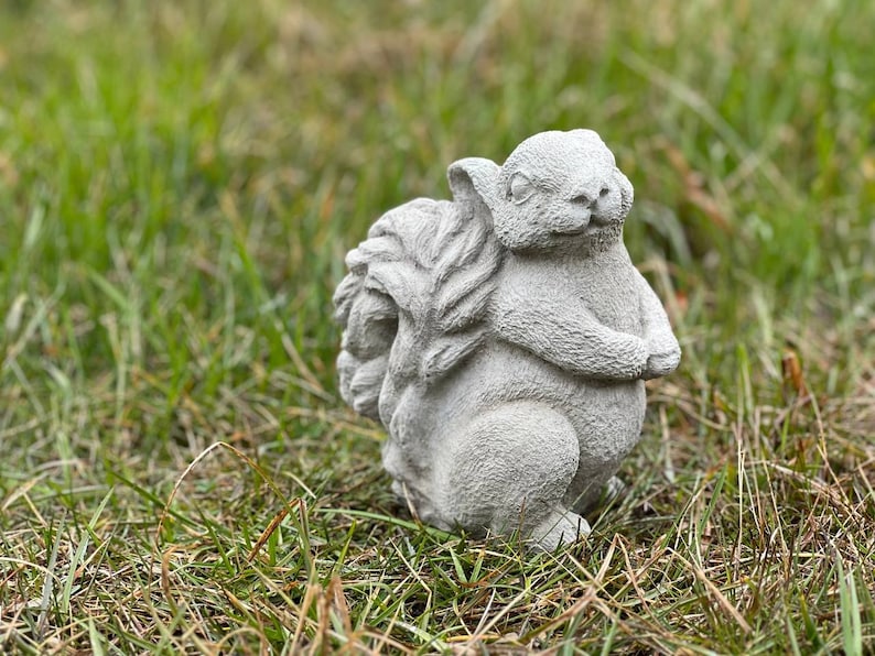Concrete Squirrel Sculpture Lawn Squirrel Stone Statue Cement Animal ...