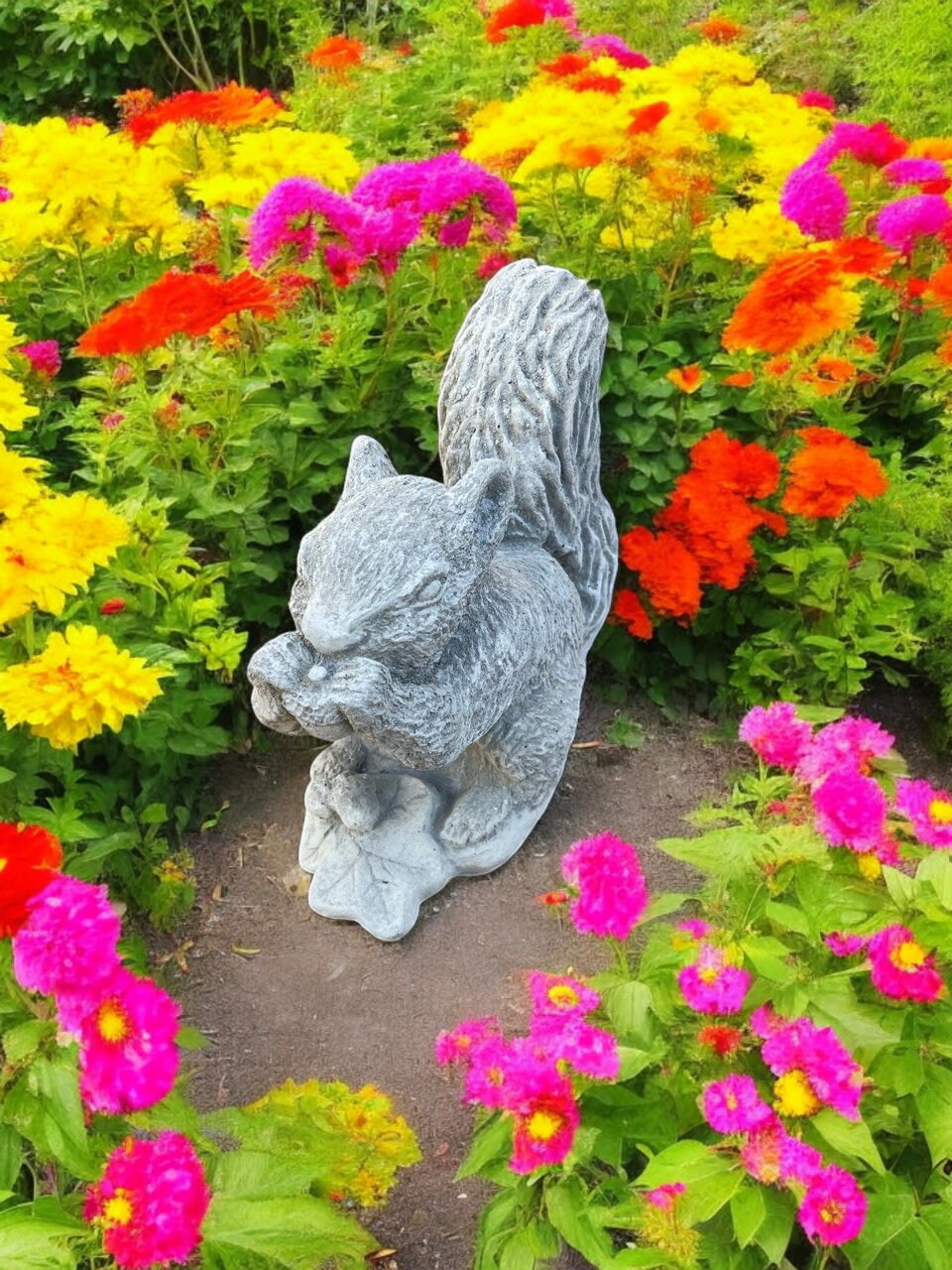 Backyard Squirrel With Acorn Statue Concrete Wild Squirrel Figure ...