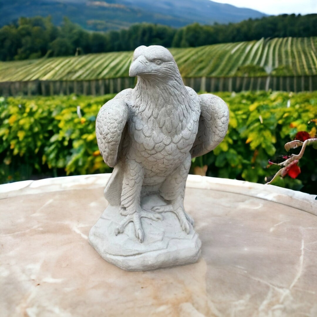 Large Eagle Figure Concrete Massive Bird Statue Stone Yard Eagle ...