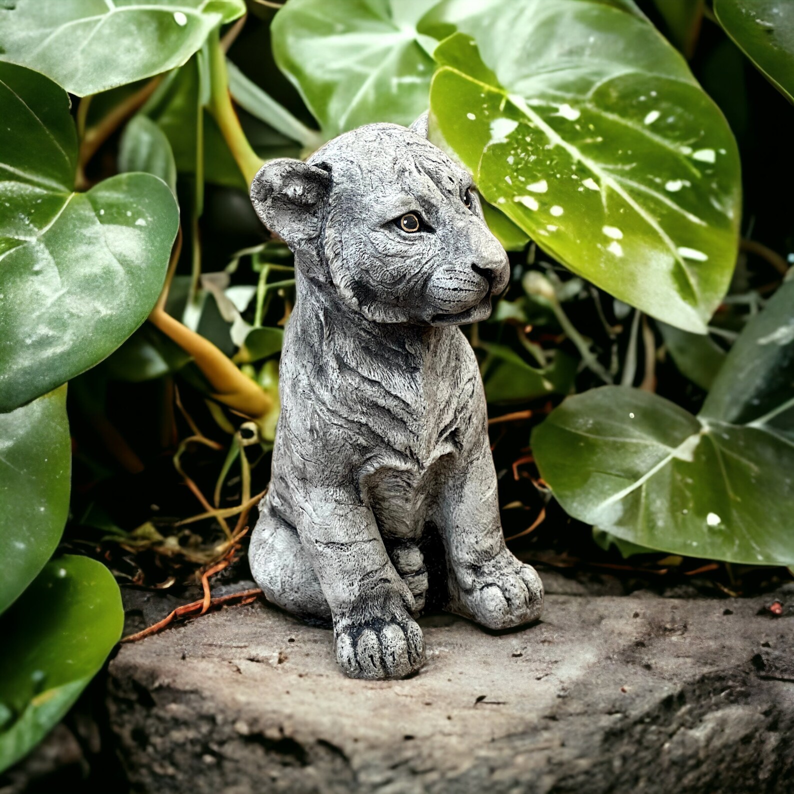 Yard Tiger Figure Sitting Stone Tiger Statue Outdoor Wild Animal ...