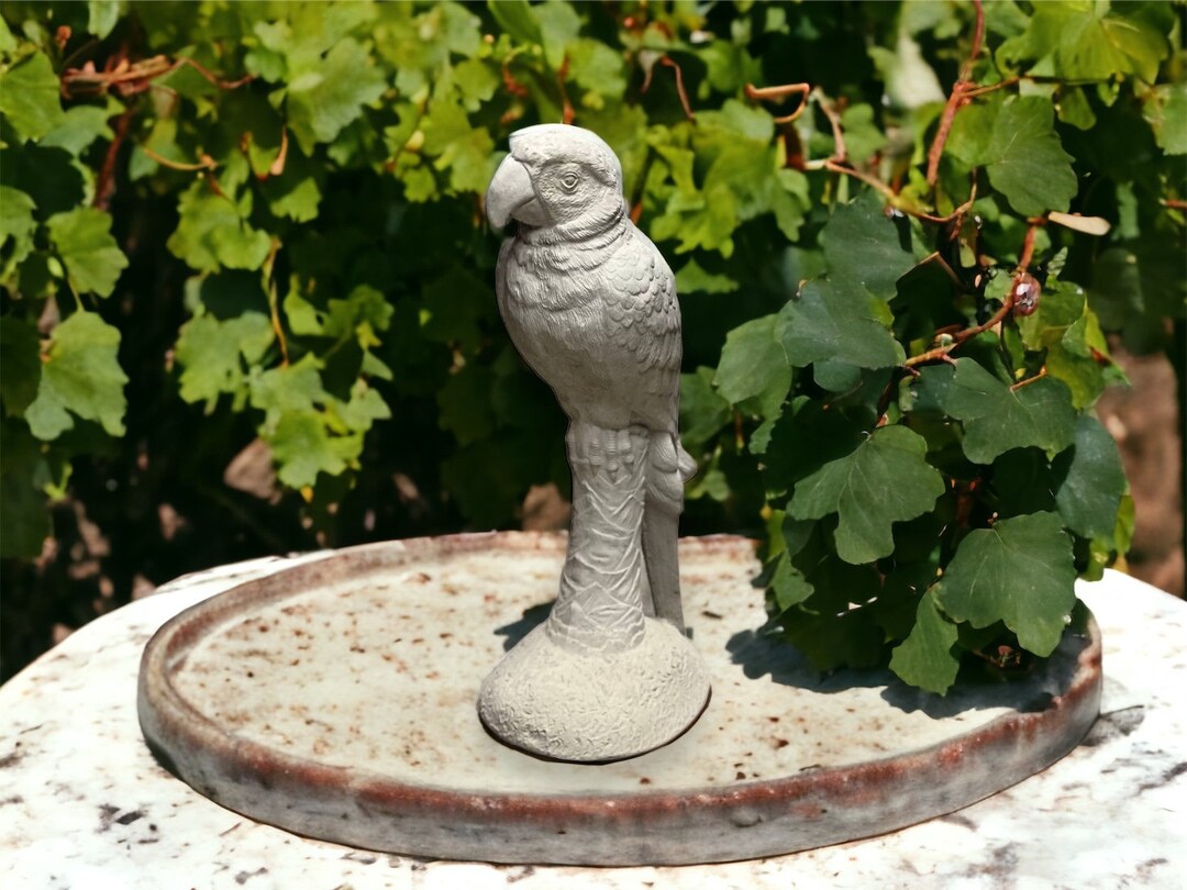 Realistic Parrot Statue Home Bird on Stump Figurine Cement Pet ...