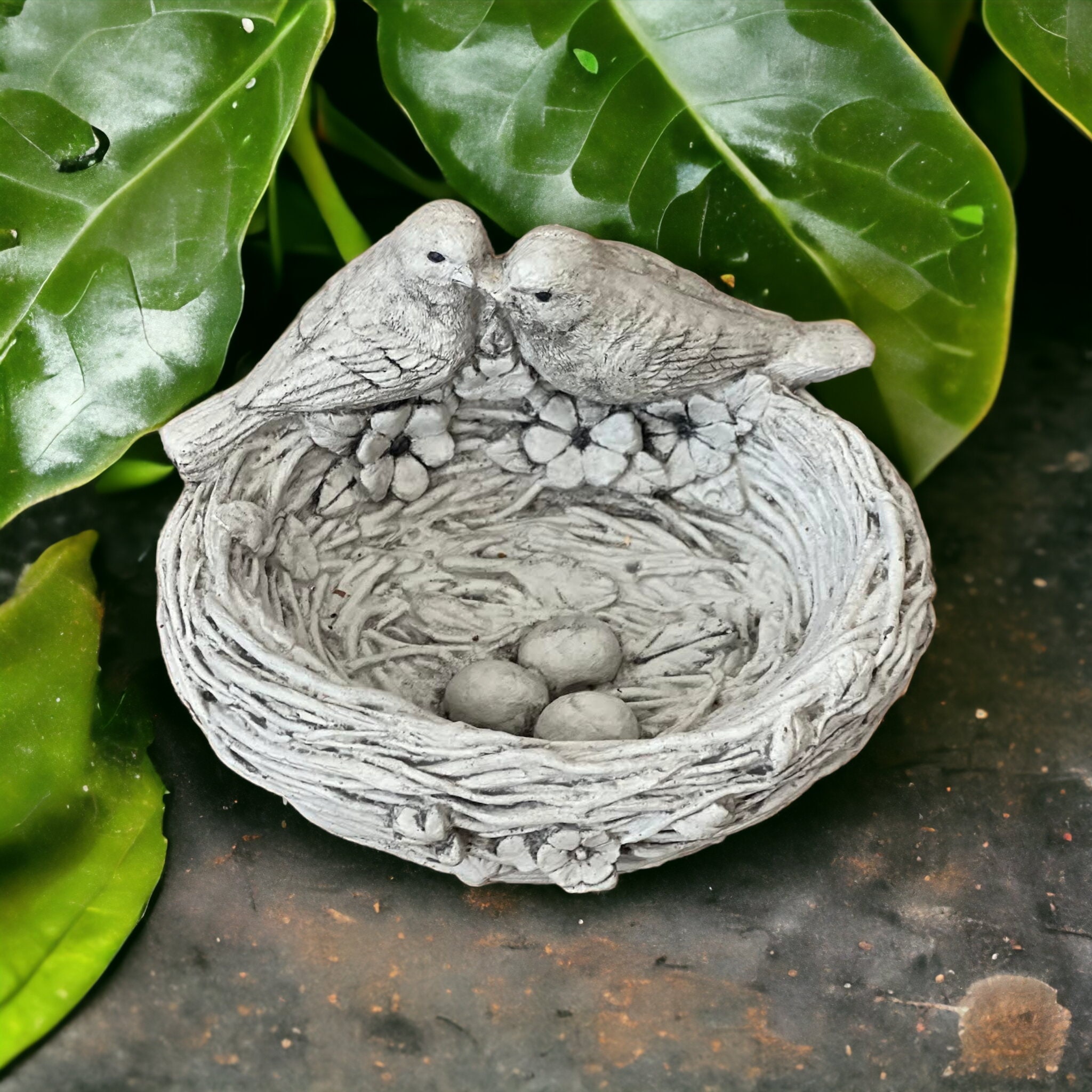 Cement Birds on Nest With Eggs Figurine Concrete Yard Birds Decoration ...