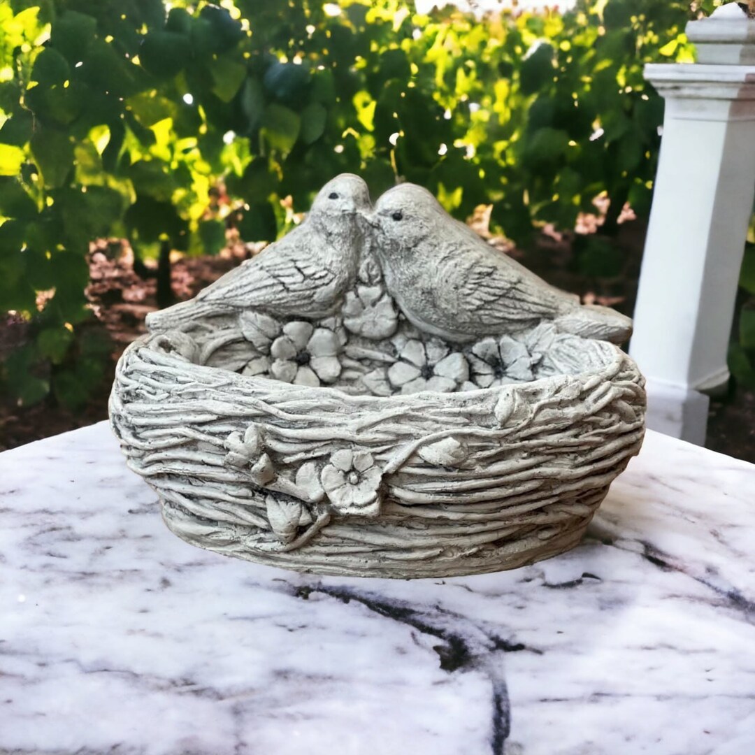 Cement Bird With Nest Statue Outdoor Detailed Birds Figurine Birds ...