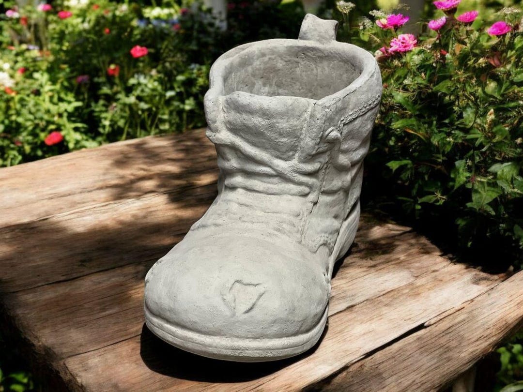 Stone Shoe Planter Outdoor Flower Pot Shoe Figurine Concrete Plant Pot ...