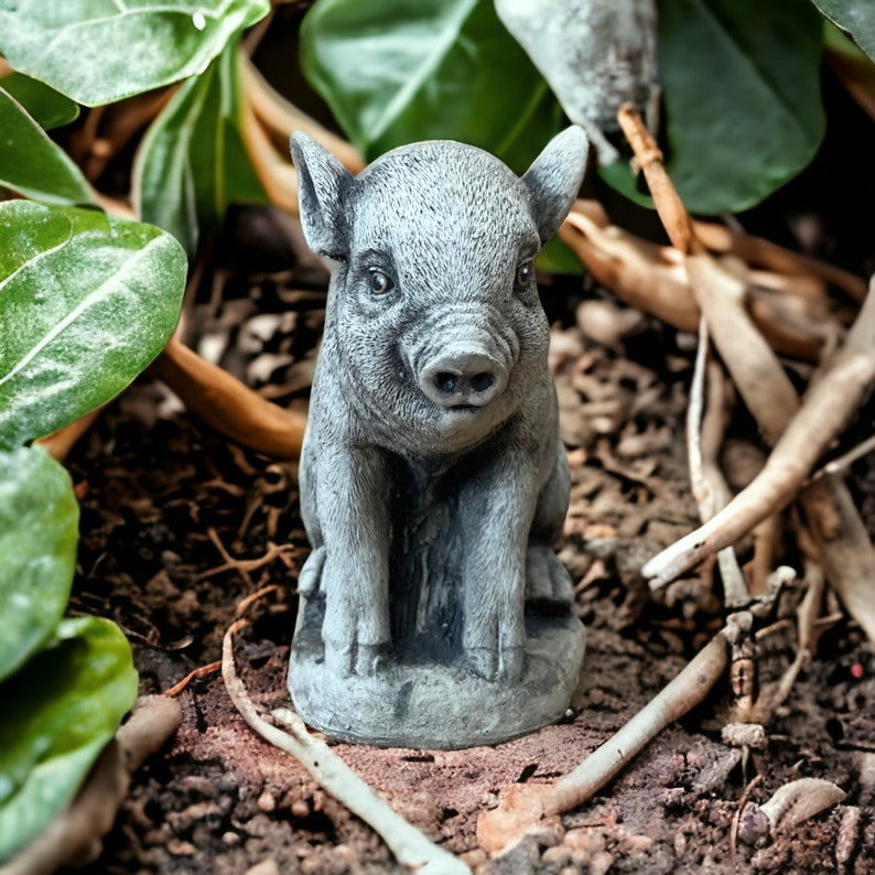 Realistic Pig Statue Cement Sitting Farm Animal Figurine Concrete ...