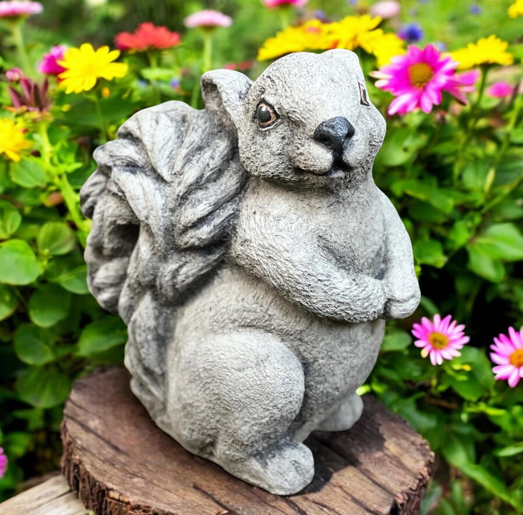 Concrete Squirrel Sculpture Yard Concrete Wild Animal Figurine Stone ...