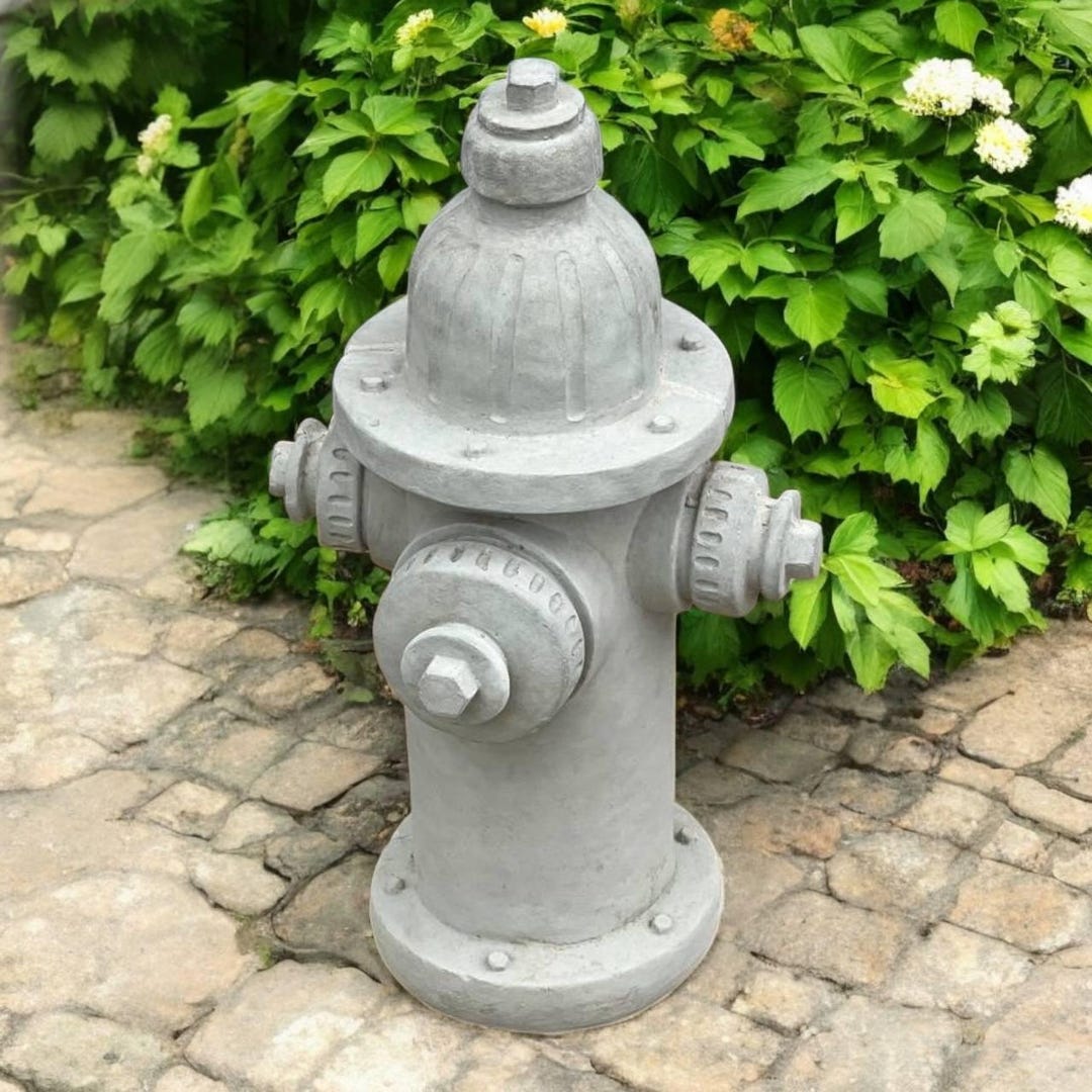 Concrete Fire Hydrant Yard Decoration Stone Sculpture Hydrant Figurine ...