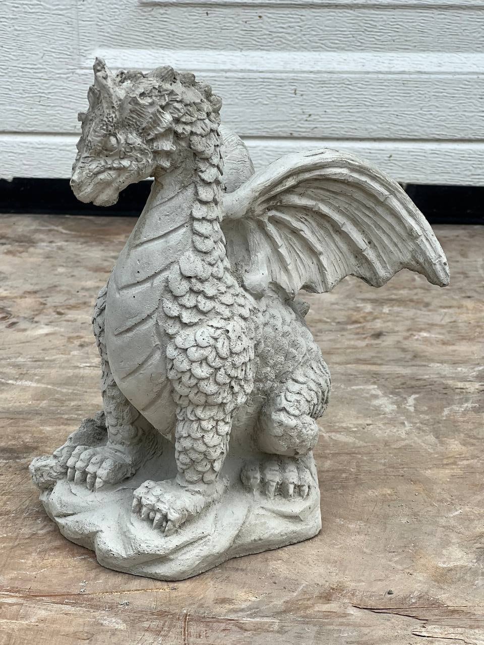 Concrete Dragon Statue Sitting Dragon Figurine Outdoor or Indoor Garden ...