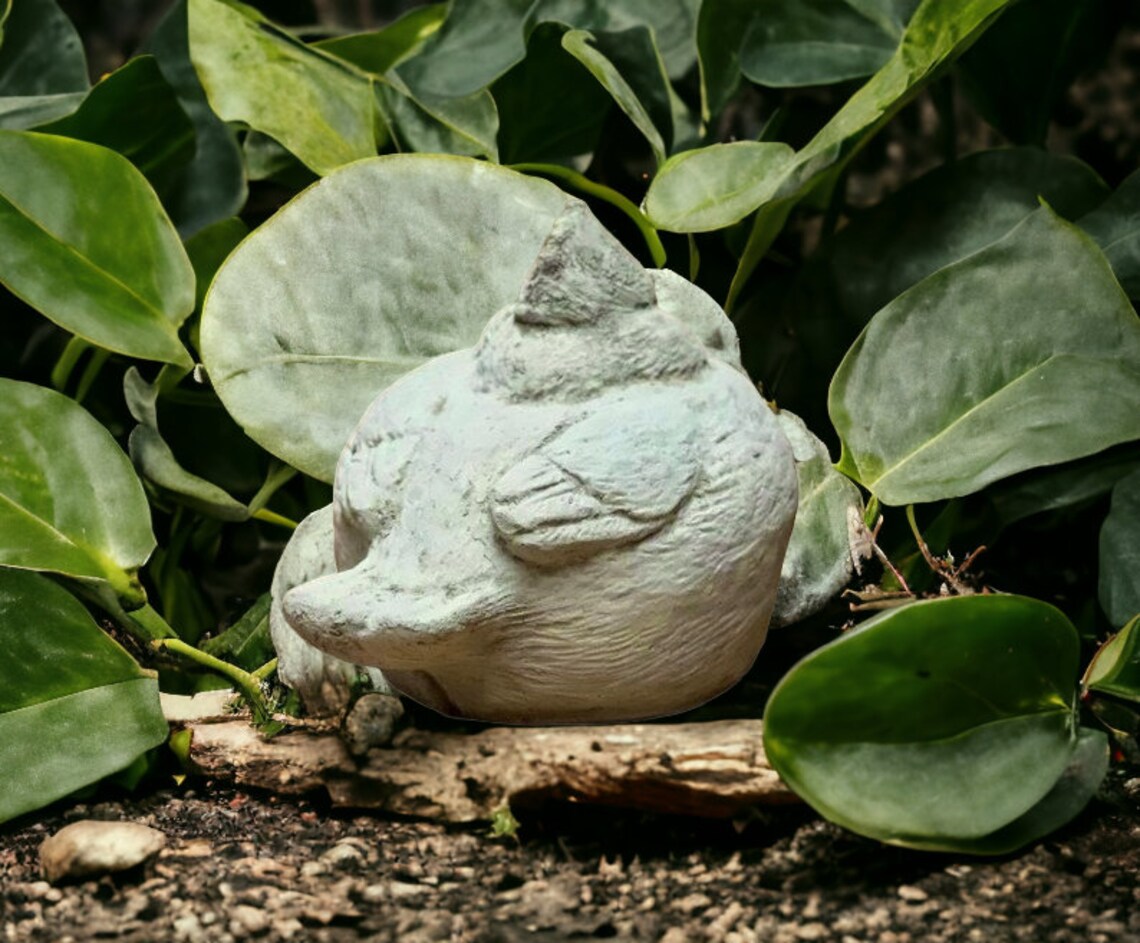 Large Cardinal Bubba Statue Concrete Yard Figure Stone Massive Sitting ...