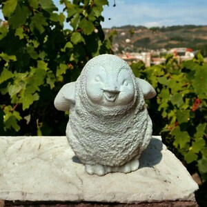 Outdoor Penguin Statue Detailed Small Penguin Sculpture Concrete ...