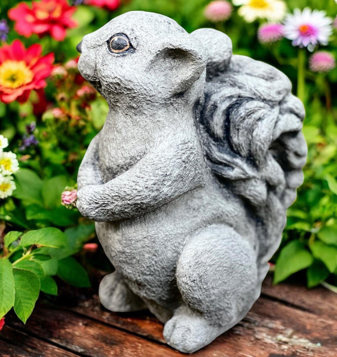 Concrete Squirrel Sculpture Yard Concrete Wild Animal Figurine Stone ...