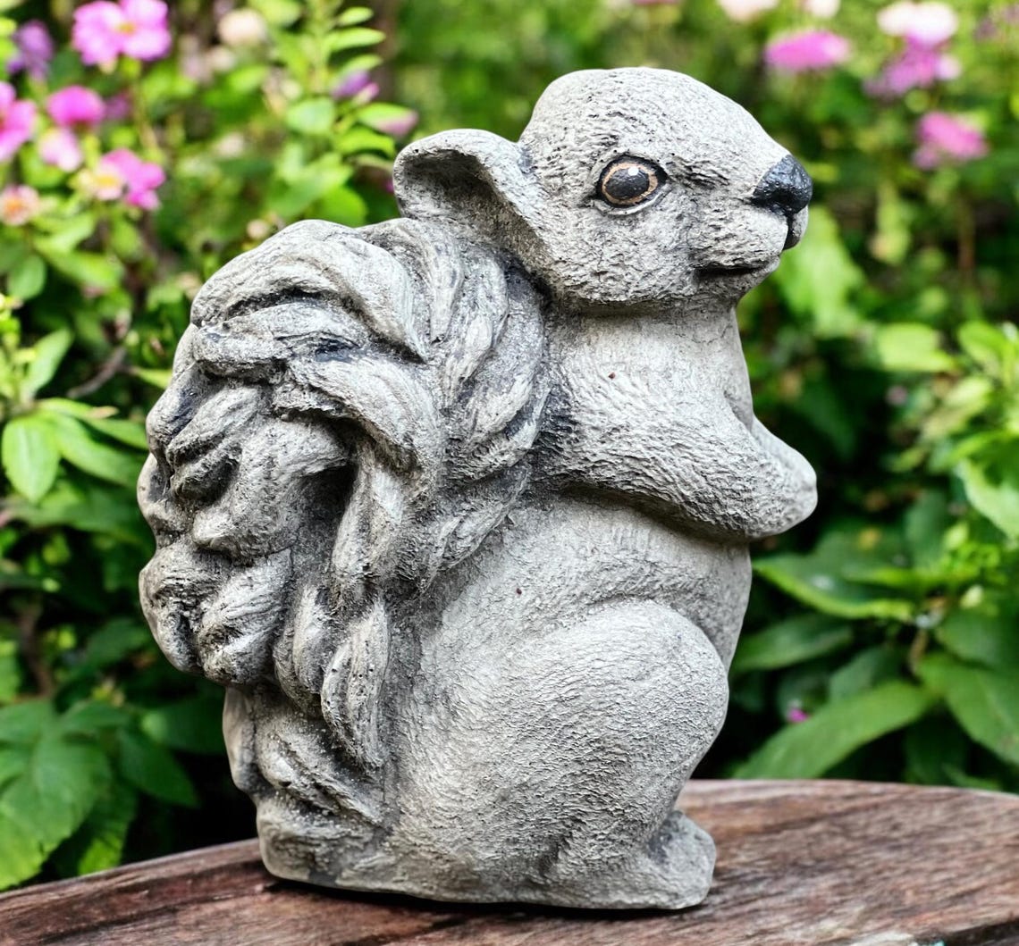 Concrete Squirrel Sculpture Yard Concrete Wild Animal Figurine Stone ...