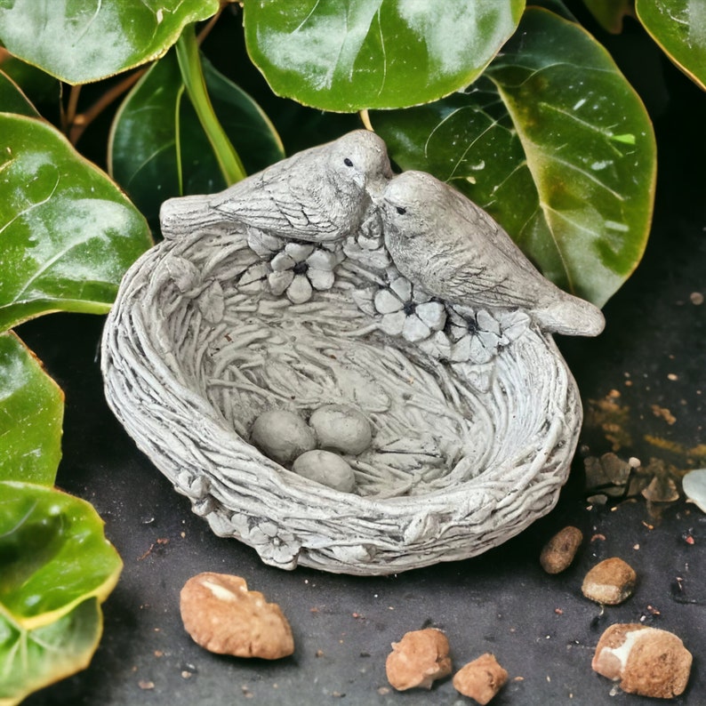 Cement Birds on Nest With Eggs Figurine Concrete Yard Birds Decoration ...