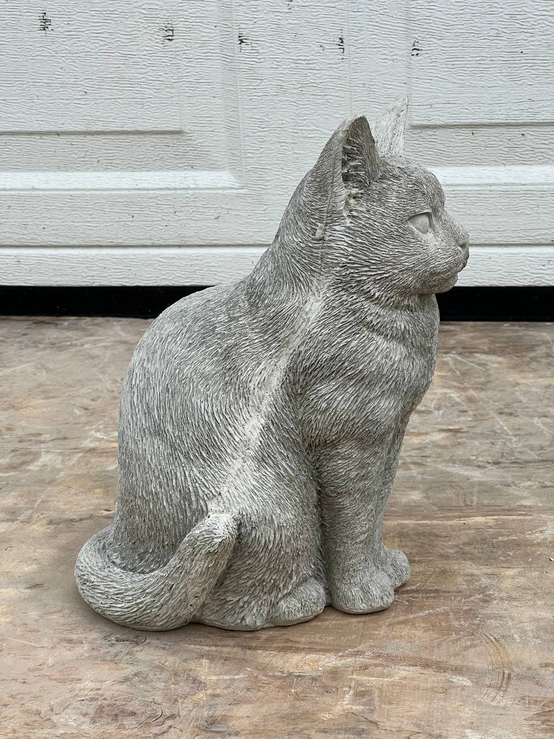 Sitting Cat Garden Statue Cat Figure Concrete Pet Memorial Figurine ...