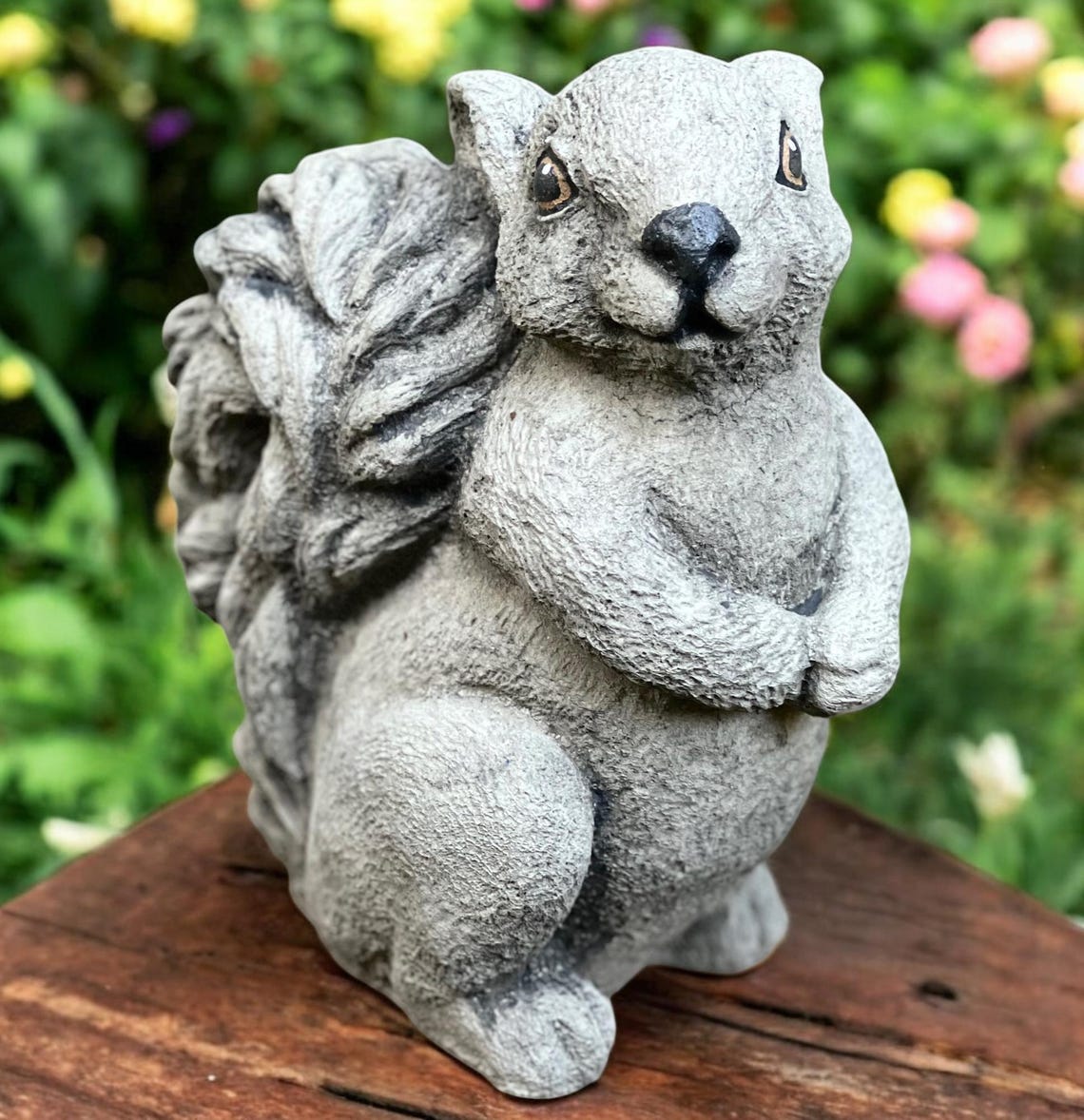 Concrete Squirrel Sculpture Yard Concrete Wild Animal Figurine Stone ...