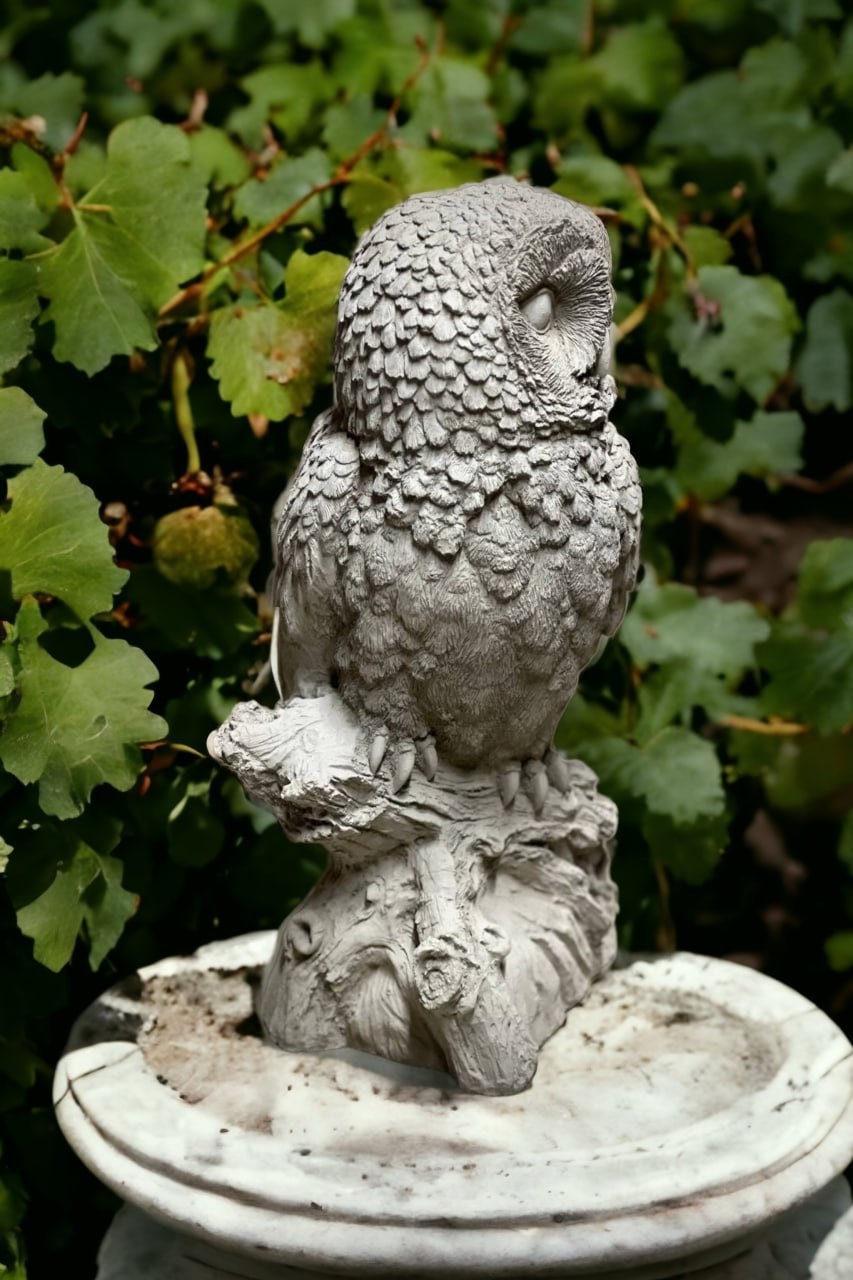 Garden Owl Statue Night Bird Sculpture for Decoration Detailed Owl Bird ...