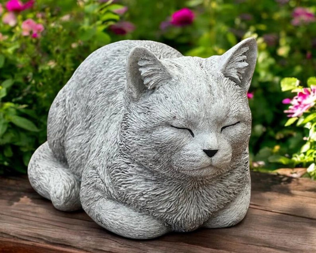 Crouching Cat Statue Sleeping Stone Cat Figurine Cement Pet Memorial ...