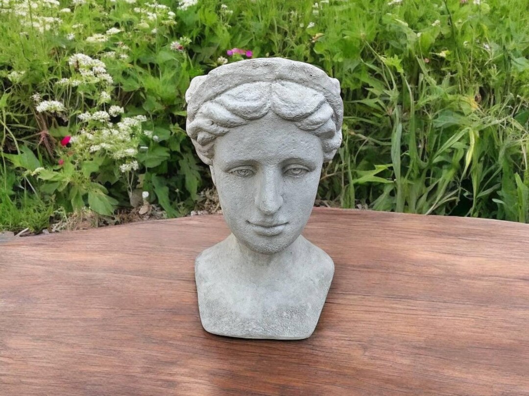 Realistic Woman Bust Garden Planter Decor Home Bust Plant Pot Outside ...