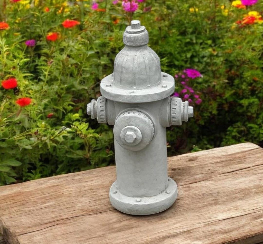 Stone Hydrant Statue Concrete Garden Hydrant Figure Cement Water Pomp ...