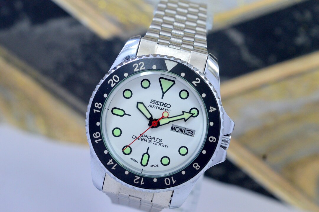 Vintage Seiko Diver Men’s Watch | 200m Automatic White Dial Day-date ...