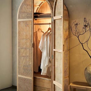 Armoire cane store
