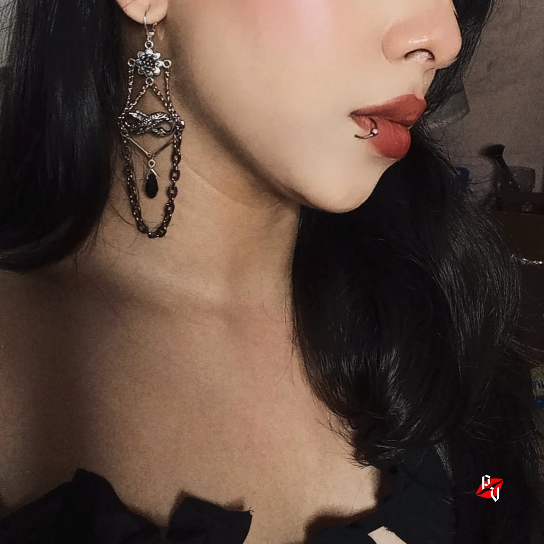 Ouro-boro Earrings Ouroboros Chain Earrings - Etsy