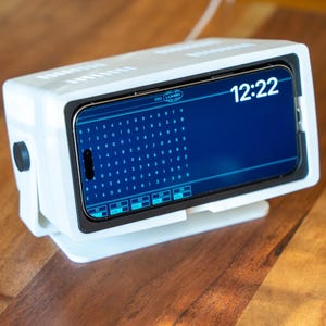 Retro "severed" 70s/80s Computer Terminal Charging Dock for Apple ...