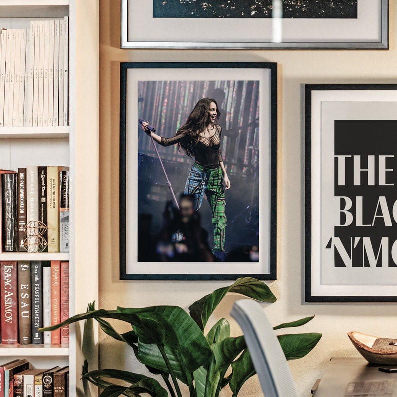Olivia Rodrigo Posters / Olivia Rodrigo Black and White Wall Art, Album ...