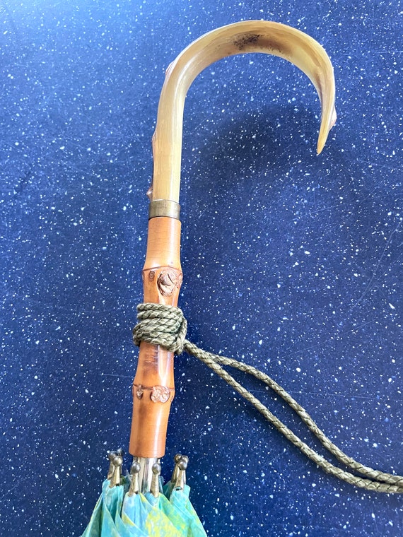 Vintage-Inspired Pastel Parasol - Classic Elegance wi… - Gem