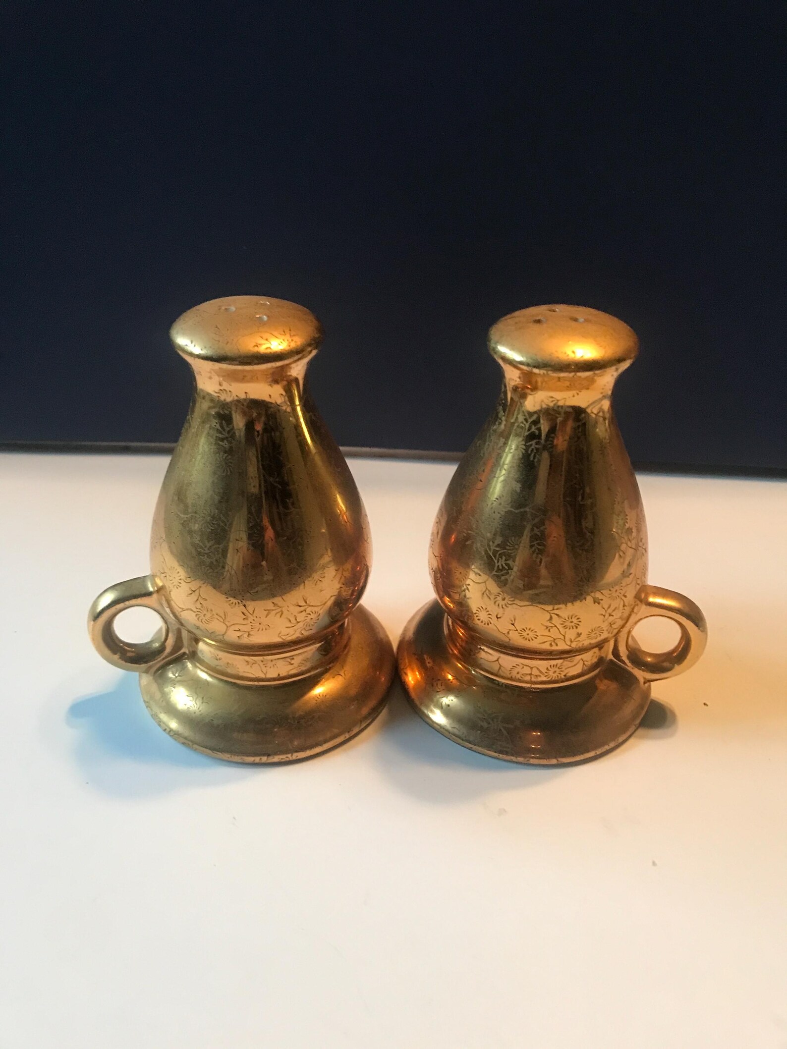 Vintage Gold Salt & Pepper Shakers - Etsy