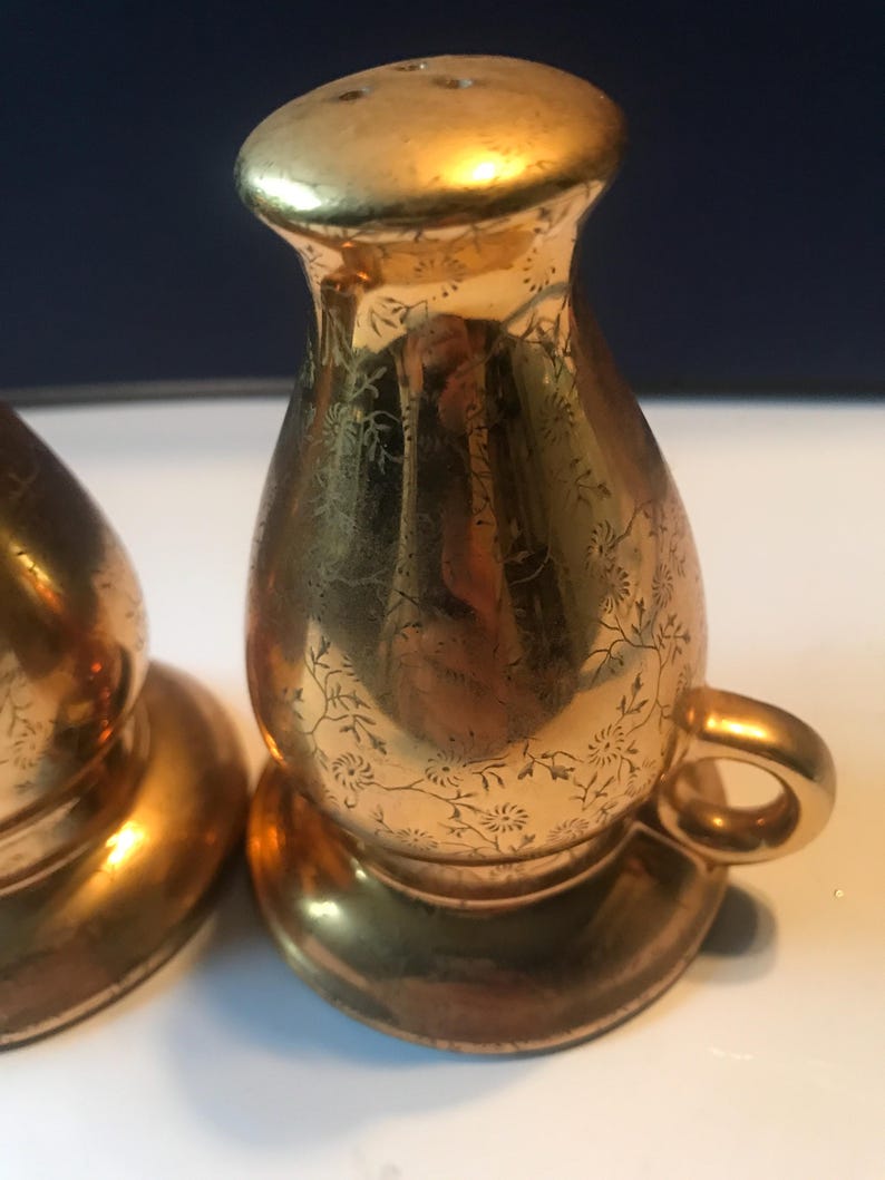 Vintage Gold Salt & Pepper Shakers - Etsy