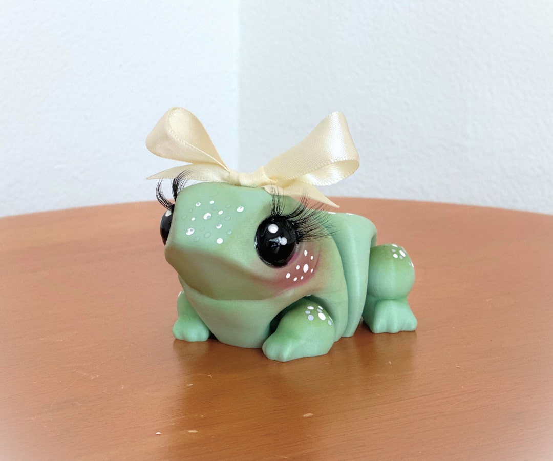 Cute Coquette Frog Flexible Figurine - Handmade Gift for Frog Lovers ...
